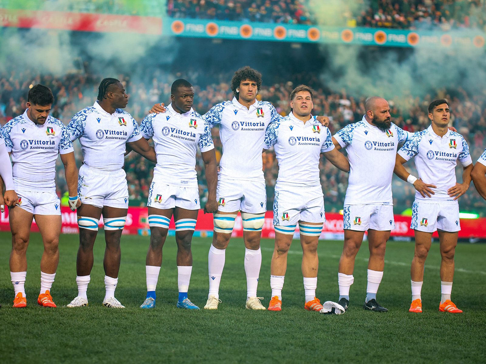 La gocha nude this enchantress briefly retired and I had